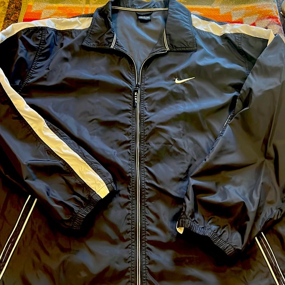 Nike | Jackets & Coats | Nike Windbreaker Jacket | Poshmark